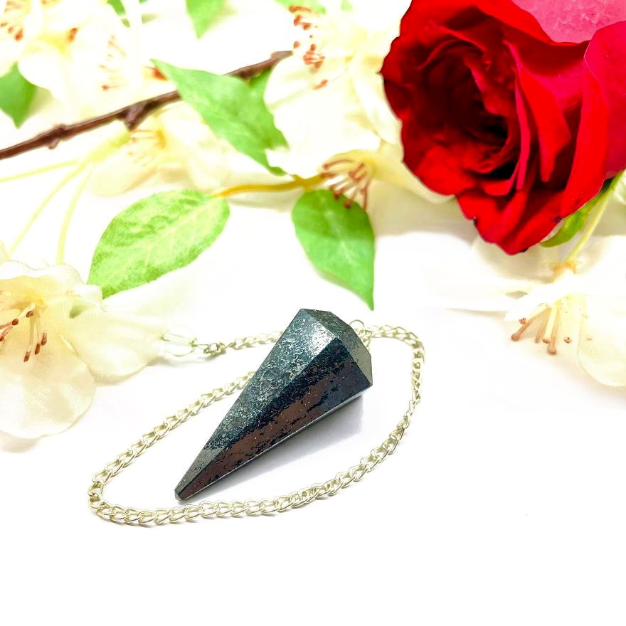 Buy Genuine Hematite Pendulum for Dowsing online - Talk to Crystals