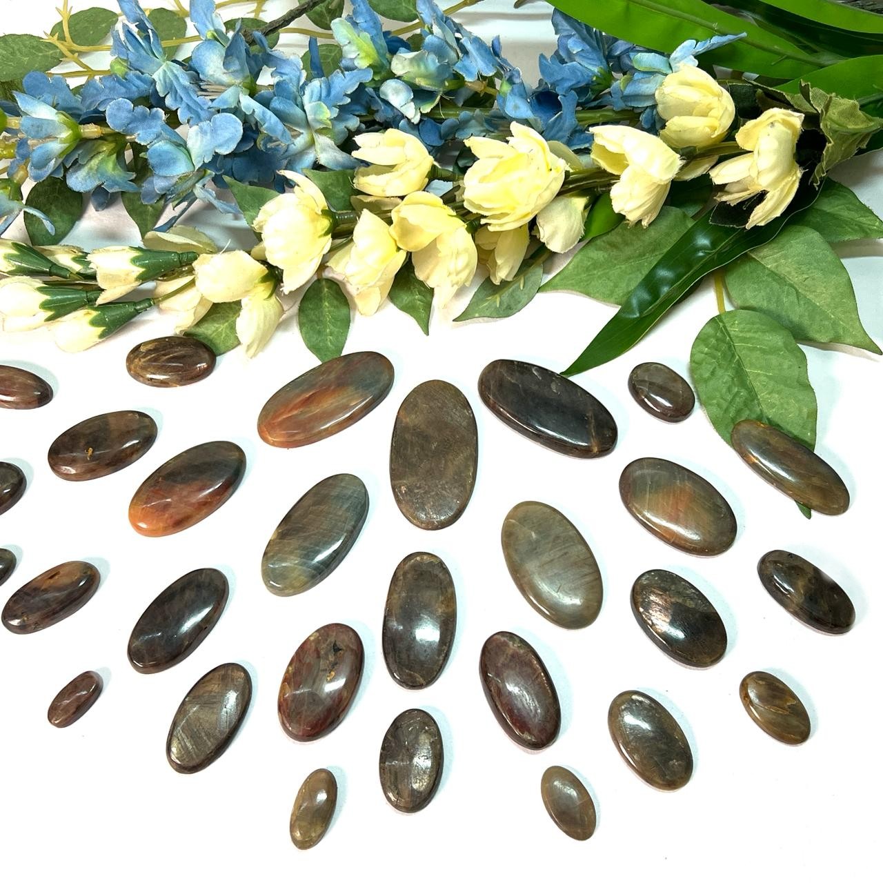 Golden Sheen Sapphire Cabochons