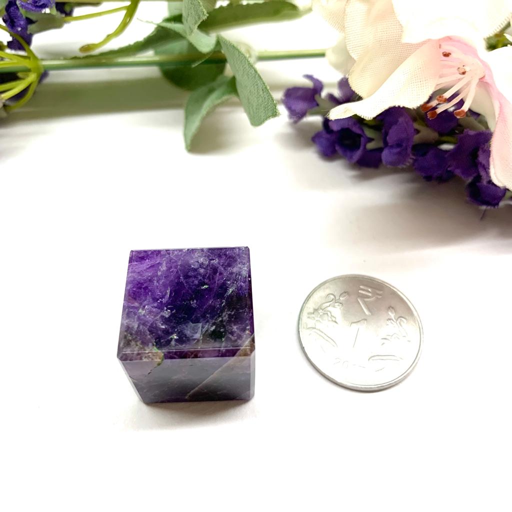 Amethyst Cube For Meditation and earth energy buy crystals online